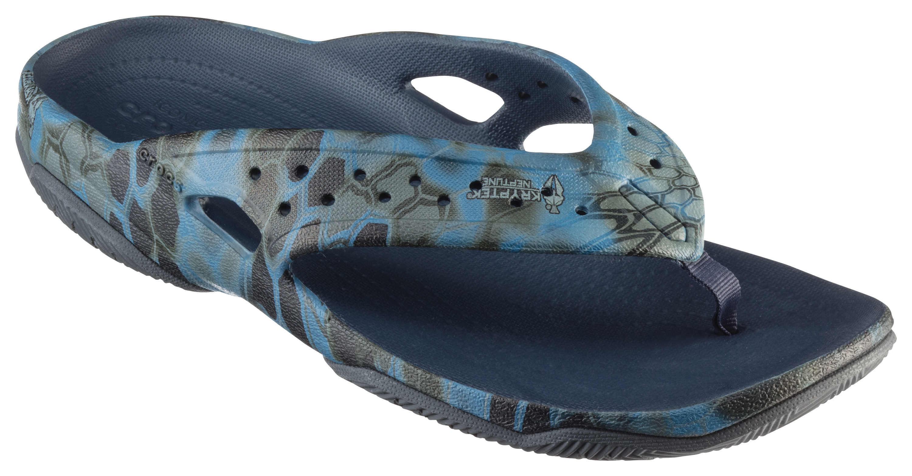 Crocs Swiftwater Deck Kryptek Flip Sandals for Men | Bass Pro Shops